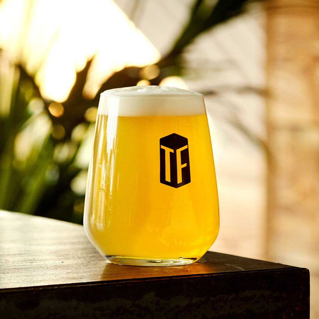 Two Flints Schooner Glass – Two flints